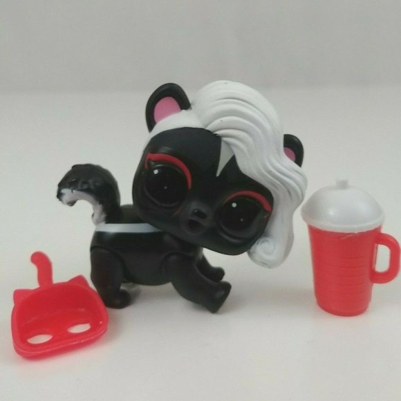 MGA Entertainment | Toys | Lol Surprise Pet Black Tie Tuxedo Eye Spy ...